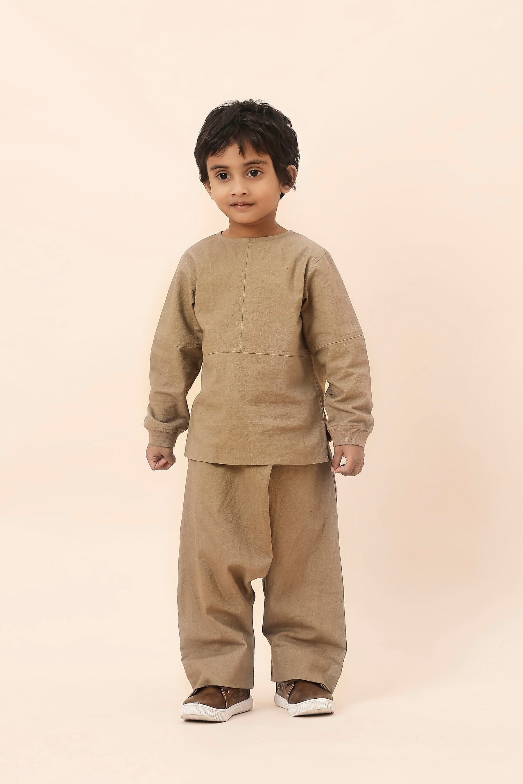 Mini MATI Boys Raasta T-shirt & DC Beige Co-Ord Set (2 PCS) – Mati