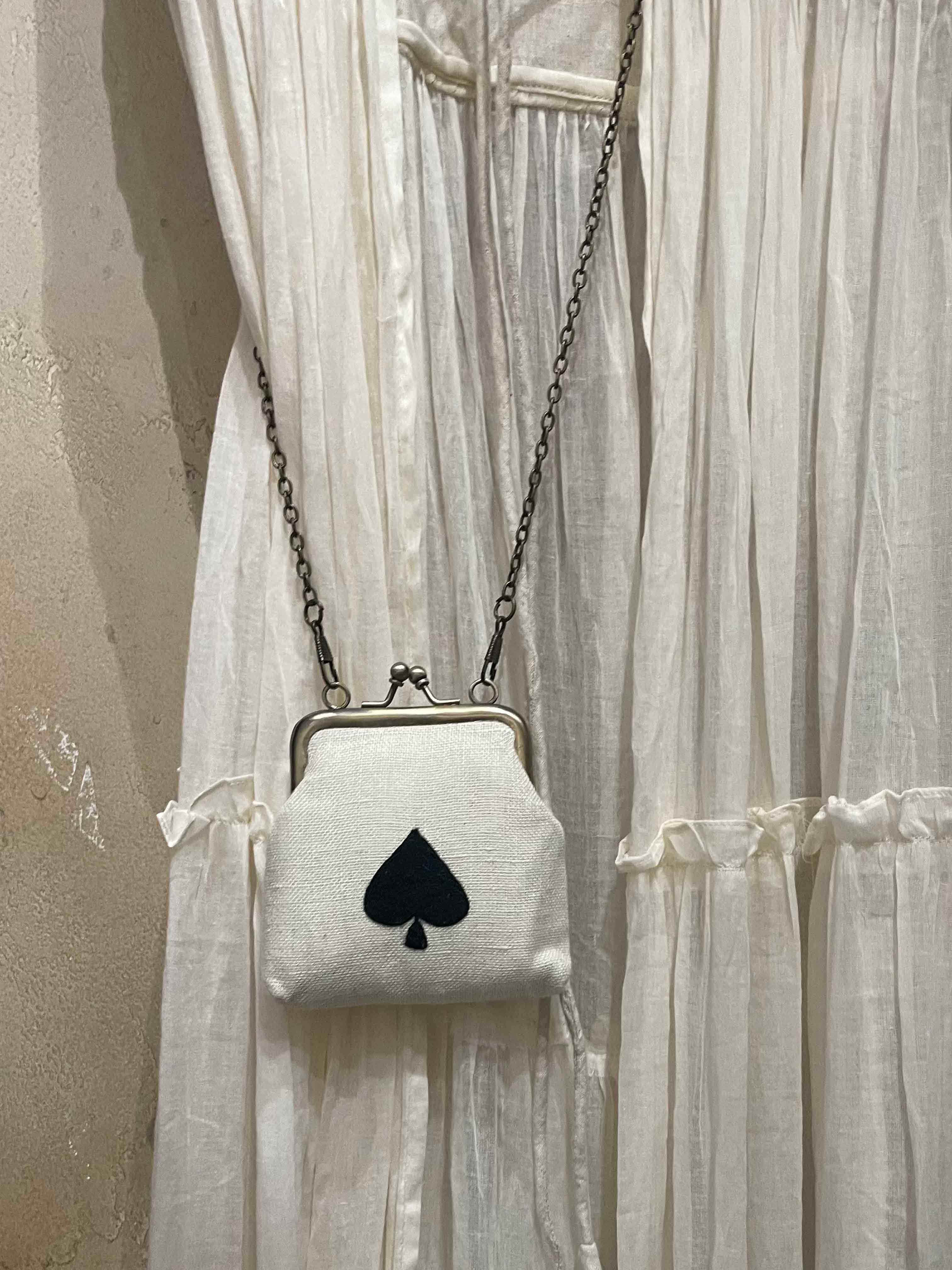 Spade Oatmeal Coin Clutch – Mati